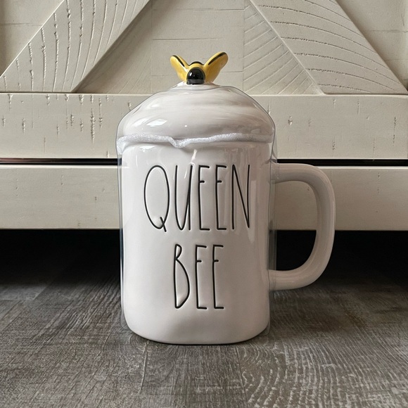 Rae Dunn | Dining | Rae Dunn Queen Bee Mug | Poshmark